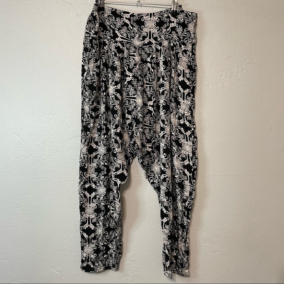 Free People | Pants & Jumpsuits | Free People Harem Pants With Pockets ...